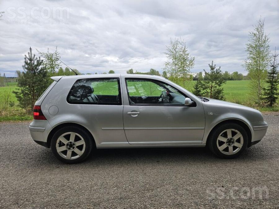 Volkswagen Golf 2002 Valmiera, ar dzinēja tilpumu 2.00 L un nobraukumu 282 tūkst. km par 1650 €, foto 7 vietnē AUTOMOTO.COM.LV