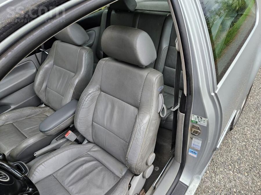 Volkswagen Golf 2002 Valmiera, ar dzinēja tilpumu 2.00 L un nobraukumu 282 tūkst. km par 1650 €, foto 11 vietnē AUTOMOTO.COM.LV