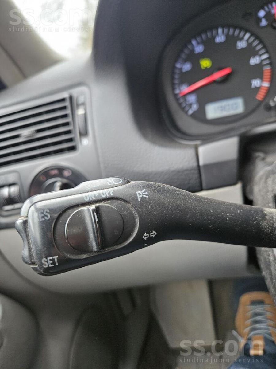 Volkswagen Golf 2002 Valmiera, ar dzinēja tilpumu 2.00 L un nobraukumu 282 tūkst. km par 1650 €, foto 15 vietnē AUTOMOTO.COM.LV