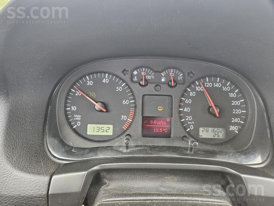 Volkswagen Golf 2002 Valmiera, ar dzinēja tilpumu 2.00 L un nobraukumu 282 tūkst. km par 1650 €, foto 16 vietnē AUTOMOTO.COM.LV