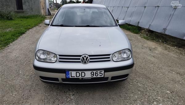 Volkswagen Golf 2002 Marijampole, ar dzinēja tilpumu 1.60 L un nobraukumu 206 tūkst. km par 450 €, foto 2 vietnē AUTOMOTO.COM.LV