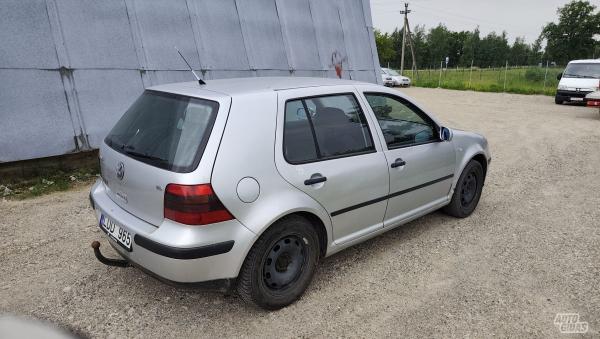 Volkswagen Golf 2002 Marijampole, ar dzinēja tilpumu 1.60 L un nobraukumu 206 tūkst. km par 450 €, foto 4 vietnē AUTOMOTO.COM.LV
