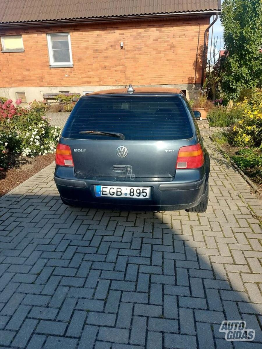 Volkswagen Golf 2002 Radviliškis, ar dzinēja tilpumu 1.90 L un nobraukumu 350 tūkst. km par 1100 €, foto 5 vietnē AUTOMOTO.COM.LV