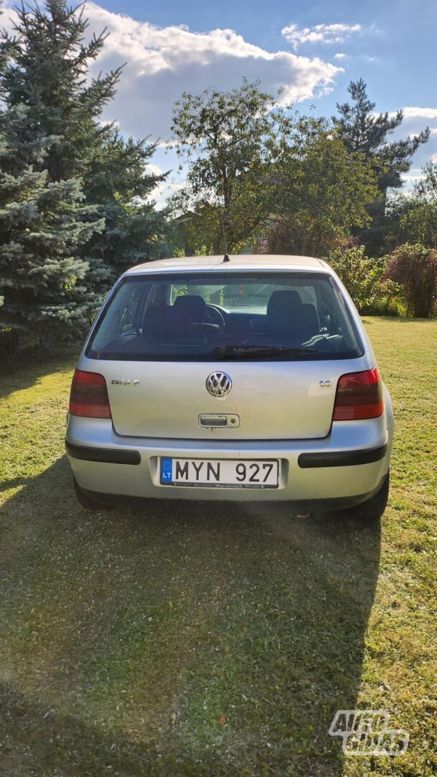 Volkswagen Golf 2002 Marijampole, ar dzinēja tilpumu 1.60 L un nobraukumu 281 tūkst. km par 900 €, foto 4 vietnē AUTOMOTO.COM.LV