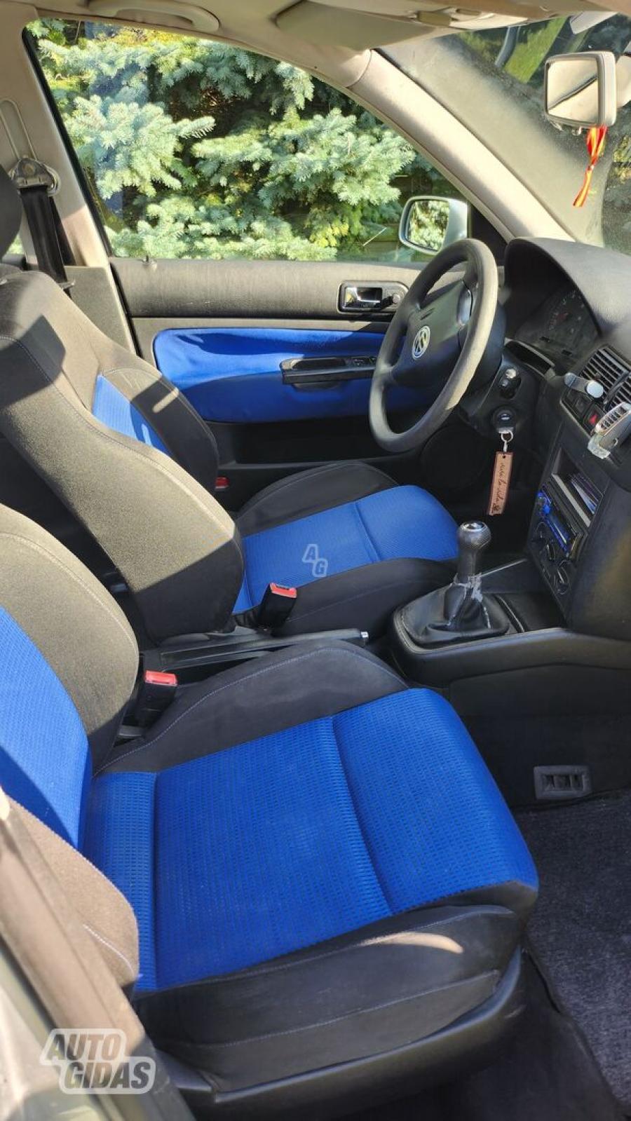 Volkswagen Golf 2002 Marijampole, ar dzinēja tilpumu 1.60 L un nobraukumu 281 tūkst. km par 900 €, foto 5 vietnē AUTOMOTO.COM.LV