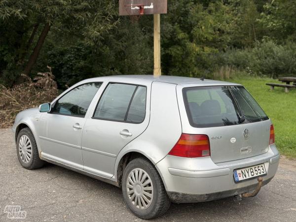 Volkswagen Golf 2002 Mažeikiai vietnē Volkswagen Golf 2002 Mažeikiai, ar dzinēja tilpumu 1.90 L un nobraukumu 330 tūkst. km par 450 €, foto 4 vietnē AUTOMOTO.COM.LV