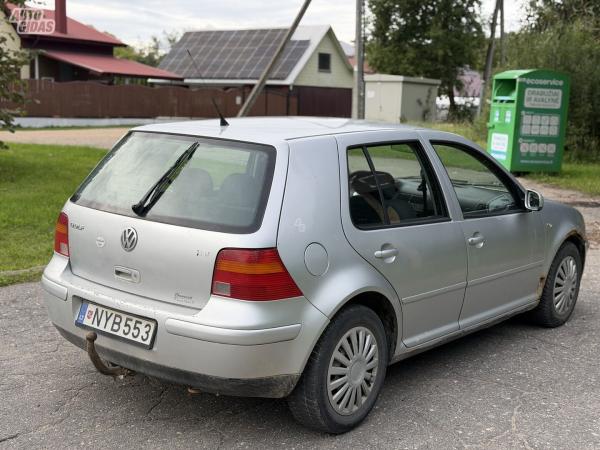 Volkswagen Golf 2002 Mažeikiai vietnē Volkswagen Golf 2002 Mažeikiai, ar dzinēja tilpumu 1.90 L un nobraukumu 330 tūkst. km par 450 €, foto 5 vietnē AUTOMOTO.COM.LV