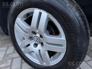 Volkswagen Golf 2002 in Jelgava, with an engine capacity of 1.90 L and mileage of 422 thousand km for 1800 €, photo 12 on AUTOMOTO.COM.LV