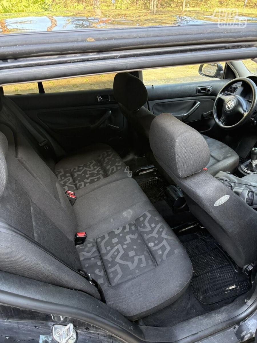 Volkswagen Golf 2002 Varėna, ar dzinēja tilpumu 1.90 L un nobraukumu 392 tūkst. km par 720 €, foto 9 vietnē AUTOMOTO.COM.LV
