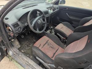 Volkswagen Golf 2002 Kauņa, ar dzinēja tilpumu 1.90 L un nobraukumu 500 tūkst. km par 499 €, foto 10 vietnē AUTOMOTO.COM.LV
