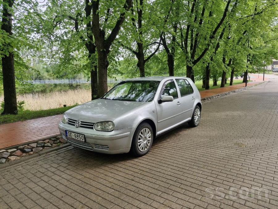 Volkswagen Golf 2003 in Jelgava, with an engine capacity of 1.90 L and mileage of 350 thousand km for 590 €, photo 1 on AUTOMOTO.COM.LV