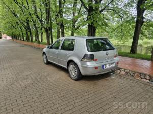 Volkswagen Golf 2003 in Jelgava, with an engine capacity of 1.90 L and mileage of 350 thousand km for 590 €, photo 2 on AUTOMOTO.COM.LV