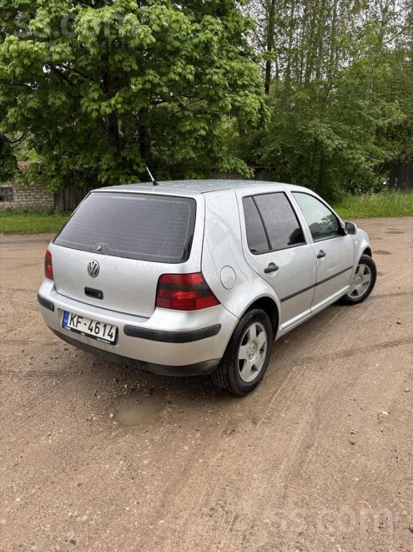 Volkswagen Golf 2003 Tukums, ar dzinēja tilpumu 1.40 L un nobraukumu 225 tūkst. km par 1190 €, foto 3 vietnē AUTOMOTO.COM.LV