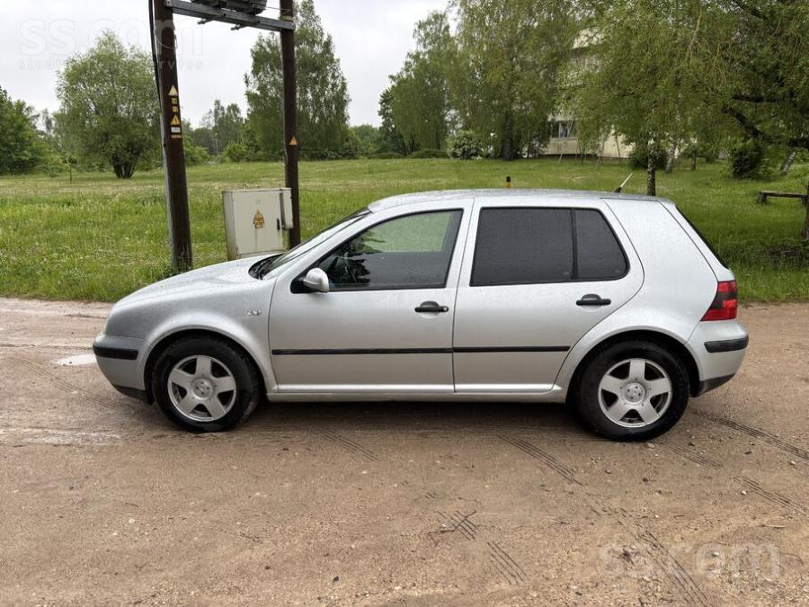 Volkswagen Golf 2003 Tukums, ar dzinēja tilpumu 1.40 L un nobraukumu 225 tūkst. km par 1190 €, foto 7 vietnē AUTOMOTO.COM.LV
