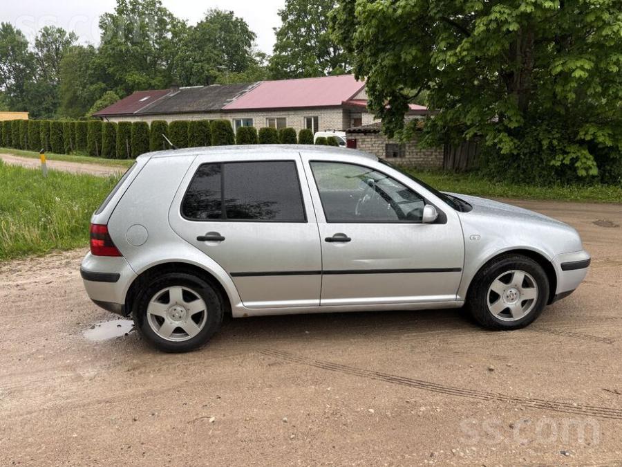 Volkswagen Golf 2003 Tukums, ar dzinēja tilpumu 1.40 L un nobraukumu 225 tūkst. km par 1190 €, foto 8 vietnē AUTOMOTO.COM.LV