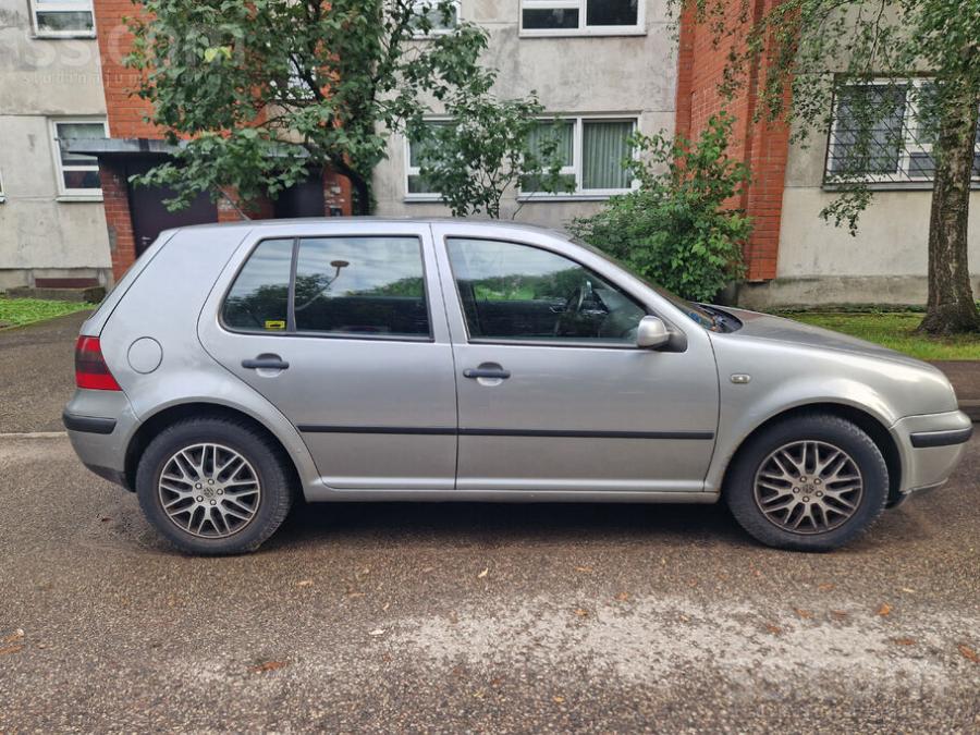 Volkswagen Golf 2003 Rīga, ar dzinēja tilpumu 1.90 L un nobraukumu 279 tūkst. km par 500 €, foto 3 vietnē AUTOMOTO.COM.LV
