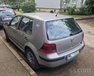 Volkswagen Golf 2003 Rīga, ar dzinēja tilpumu 1.90 L un nobraukumu 279 tūkst. km par 500 €, foto 5 vietnē AUTOMOTO.COM.LV