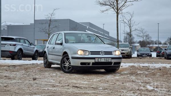 Volkswagen Golf 2003 in Riga, with an engine capacity of 1.90 L and mileage of 230 thousand km for 1400 €, photo 1 on AUTOMOTO.COM.LV