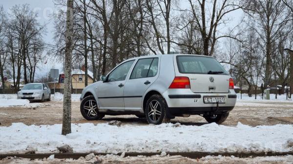 Volkswagen Golf 2003 in Riga, with an engine capacity of 1.90 L and mileage of 230 thousand km for 1400 €, photo 3 on AUTOMOTO.COM.LV