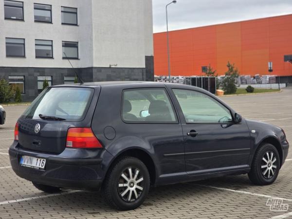 Volkswagen Golf 2003 in Vilnius, with an engine capacity of 1.40 L and mileage of 273 thousand km for 520 €, photo 6 on AUTOMOTO.COM.LV