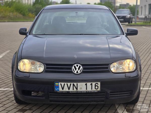 Volkswagen Golf 2003 in Vilnius, with an engine capacity of 1.40 L and mileage of 273 thousand km for 520 €, photo 8 on AUTOMOTO.COM.LV
