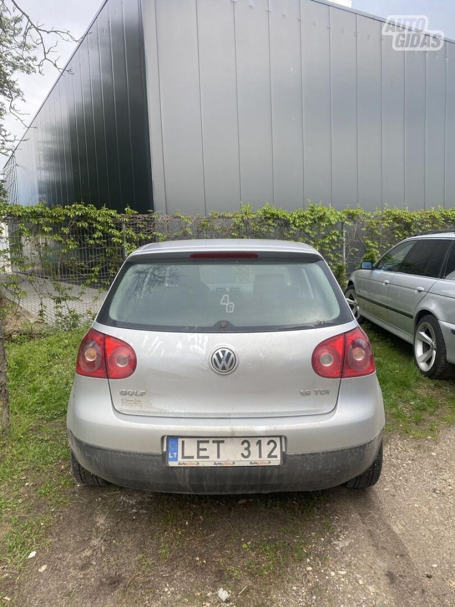 Volkswagen Golf 2003 in Kaunas, with an engine capacity of 1.90 L and mileage of 273 thousand km for 850 €, photo 7 on AUTOMOTO.COM.LV