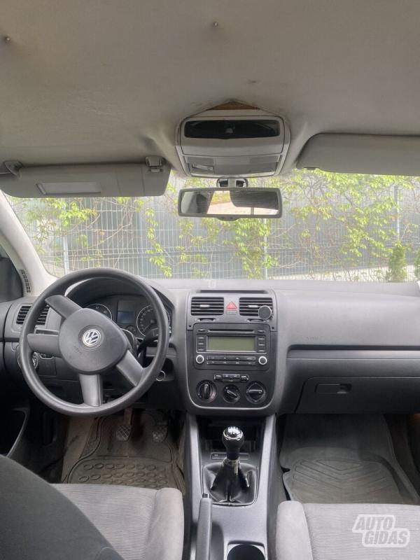 Volkswagen Golf 2003 in Kaunas, with an engine capacity of 1.90 L and mileage of 273 thousand km for 850 €, photo 8 on AUTOMOTO.COM.LV