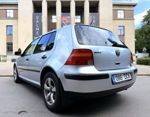 Volkswagen Golf 2003 in Tallinn, with an engine capacity of 1.60 L and mileage of 200 thousand km for 1499 €, photo 20 on AUTOMOTO.COM.LV
