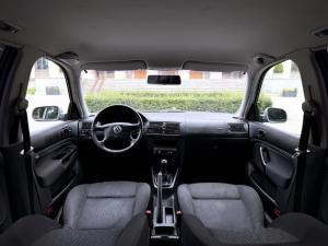 Volkswagen Golf 2003 in Tallinn, with an engine capacity of 1.60 L and mileage of 200 thousand km for 1499 €, photo 26 on AUTOMOTO.COM.LV