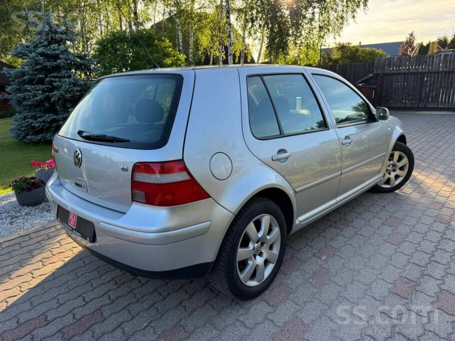 Volkswagen Golf 2003 Ogre, ar dzinēja tilpumu 1.60 L un nobraukumu 260 tūkst. km par 2550 €, foto 13 vietnē AUTOMOTO.COM.LV