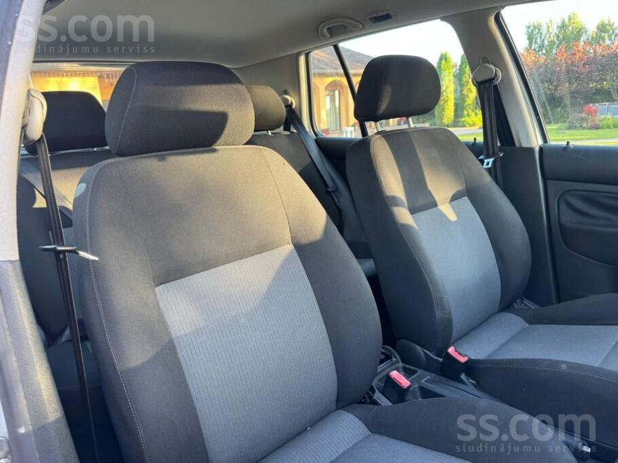 Volkswagen Golf 2003 Ogre, ar dzinēja tilpumu 1.60 L un nobraukumu 260 tūkst. km par 2550 €, foto 22 vietnē AUTOMOTO.COM.LV