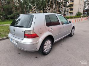 Volkswagen Golf 2003 Kauņa, ar dzinēja tilpumu 1.90 L un nobraukumu 420 tūkst. km par 850 €, foto 4 vietnē AUTOMOTO.COM.LV