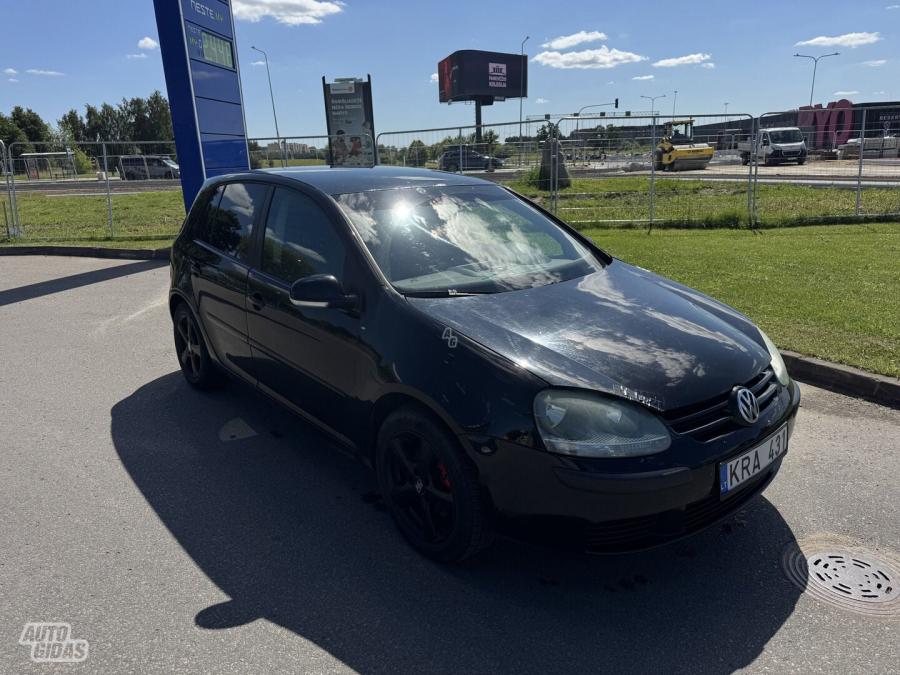 Volkswagen Golf 2003 in Panevezys, with an engine capacity of 1.40 L and mileage of 258 thousand km for 500 €, photo 3 on AUTOMOTO.COM.LV