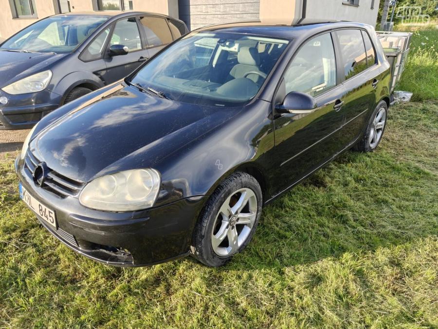 Volkswagen Golf 2003 in Klaipeda, with an engine capacity of 2.00 L and mileage of 400 thousand km for 750 €, photo 3 on AUTOMOTO.COM.LV