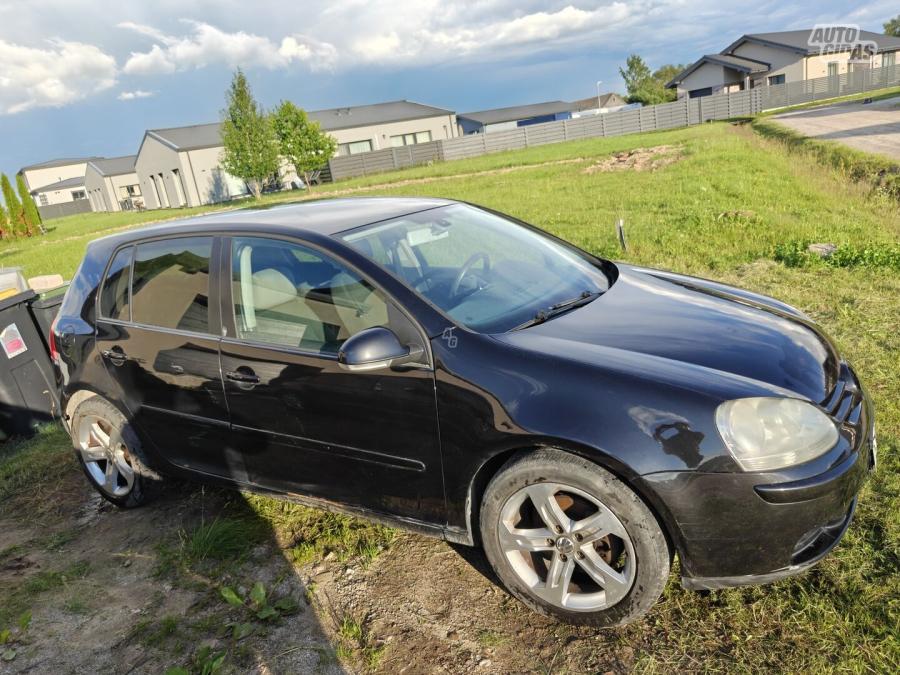 Volkswagen Golf 2003 in Klaipeda, with an engine capacity of 2.00 L and mileage of 400 thousand km for 750 €, photo 5 on AUTOMOTO.COM.LV