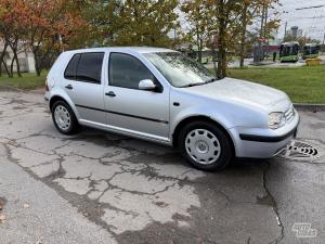 Volkswagen Golf 2003 in Kaunas, with an engine capacity of 1.90 L and mileage of 330 thousand km for 1150 €, photo 3 on AUTOMOTO.COM.LV