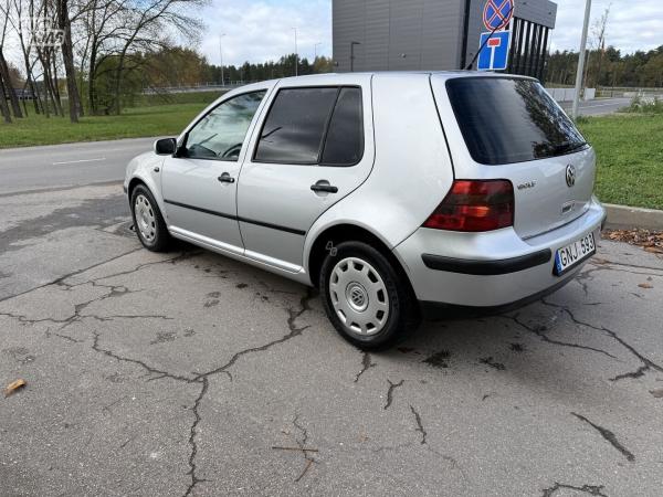 Фольксваген Гольф 2003 в Каунас на AUTOMOTO.COM.LV Фольксваген Гольф 2003 в Каунас, объемом двигателя 1.90 л и пробегом 330 тыс. км за 1150 €, фото 7 на AUTOMOTO.COM.LV