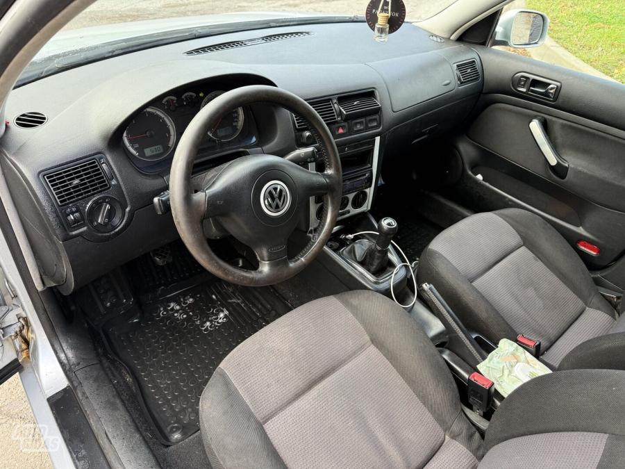 Volkswagen Golf 2003 in Kaunas, with an engine capacity of 1.90 L and mileage of 330 thousand km for 1150 €, photo 8 on AUTOMOTO.COM.LV