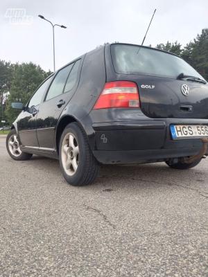 Volkswagen Golf 2003 in Vilnius, with an engine capacity of 2.00 L and mileage of 218 thousand km for 1200 €, photo 8 on AUTOMOTO.COM.LV