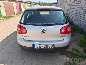 Volkswagen Golf 2004 Rīga, ar dzinēja tilpumu 1.60 L un nobraukumu 184 tūkst. km par 1550 €, foto 2 vietnē AUTOMOTO.COM.LV