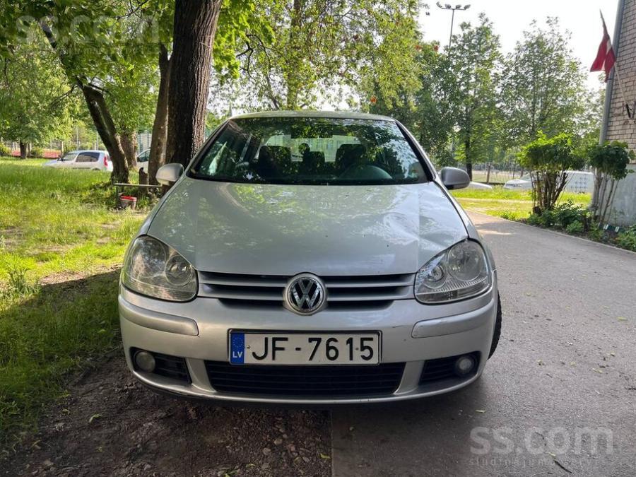 Volkswagen Golf 2004 in Riga, with an engine capacity of 2.00 L and mileage of 331 thousand km for 1600 €, photo 1 on AUTOMOTO.COM.LV