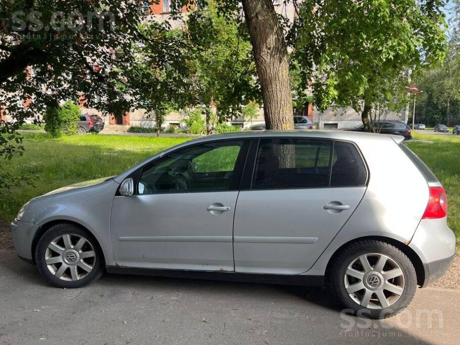 Volkswagen Golf 2004 in Riga, with an engine capacity of 2.00 L and mileage of 331 thousand km for 1600 €, photo 2 on AUTOMOTO.COM.LV