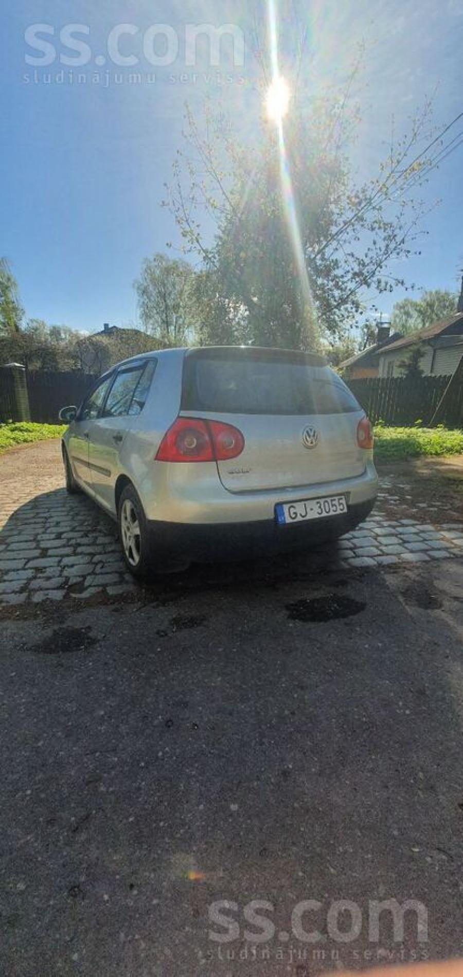 Volkswagen Golf 2004 in Riga, with an engine capacity of 1.90 L and mileage of 259 thousand km for 990 €, photo 2 on AUTOMOTO.COM.LV