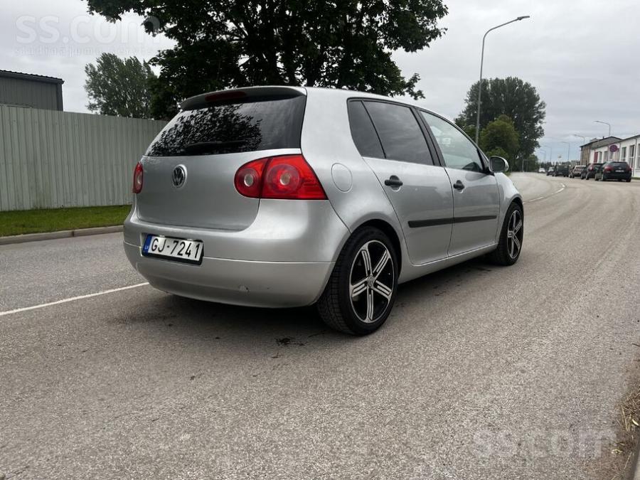 Volkswagen Golf 2004 Liepāja, ar dzinēja tilpumu 1.40 L un nobraukumu 0 tūkst. km par 1250 €, foto 3 vietnē AUTOMOTO.COM.LV