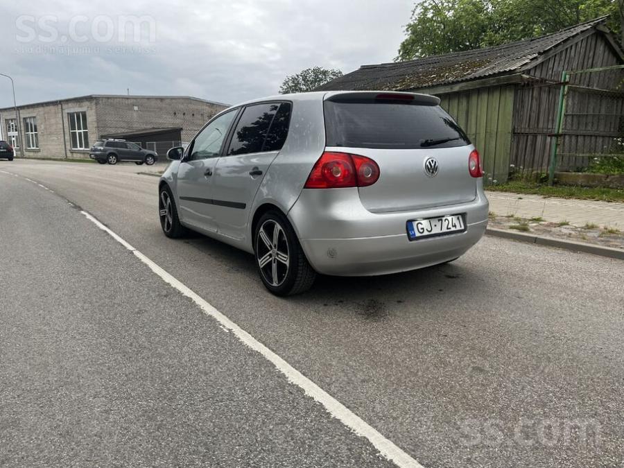 Volkswagen Golf 2004 Liepāja, ar dzinēja tilpumu 1.40 L un nobraukumu 0 tūkst. km par 1250 €, foto 4 vietnē AUTOMOTO.COM.LV