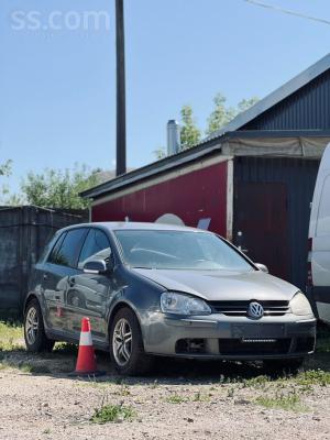 Volkswagen Golf 2004 Rīga, ar dzinēja tilpumu 2.00 L un nobraukumu 450 tūkst. km par 950 €, foto 1 vietnē AUTOMOTO.COM.LV