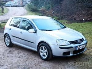 Volkswagen Golf 2004 Ogre, ar dzinēja tilpumu 1.60 L un nobraukumu 159 tūkst. km par 1950 €, foto  vietnē AUTOMOTO.COM.LV