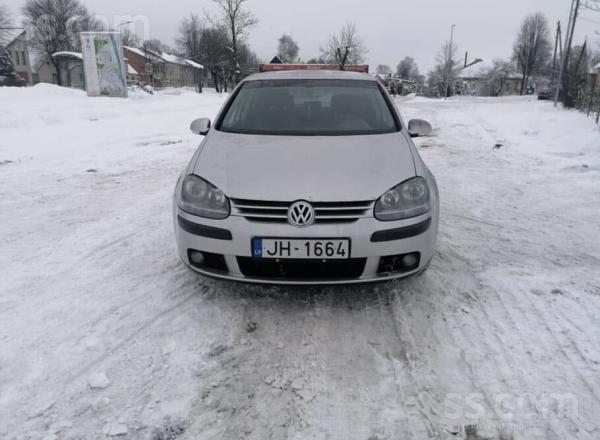 Volkswagen Golf 2004 in Daugavpils, with an engine capacity of 2.00 L and mileage of 388 thousand km for 1700 €, photo 5 on AUTOMOTO.COM.LV