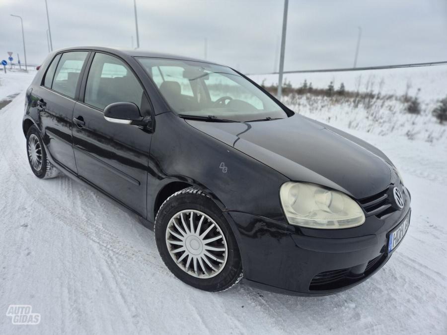 Volkswagen Golf 2004 Kauņa, ar dzinēja tilpumu 1.90 L un nobraukumu 400 tūkst. km par 1250 €, foto 3 vietnē AUTOMOTO.COM.LV