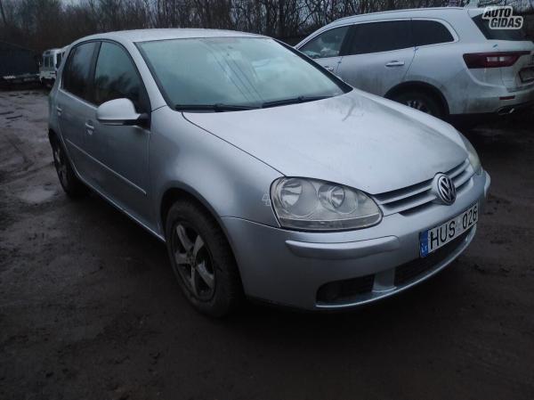 Volkswagen Golf 2004 in Siauliai, with an engine capacity of 1.90 L and mileage of 350 thousand km for 1150 €, photo 2 on AUTOMOTO.COM.LV